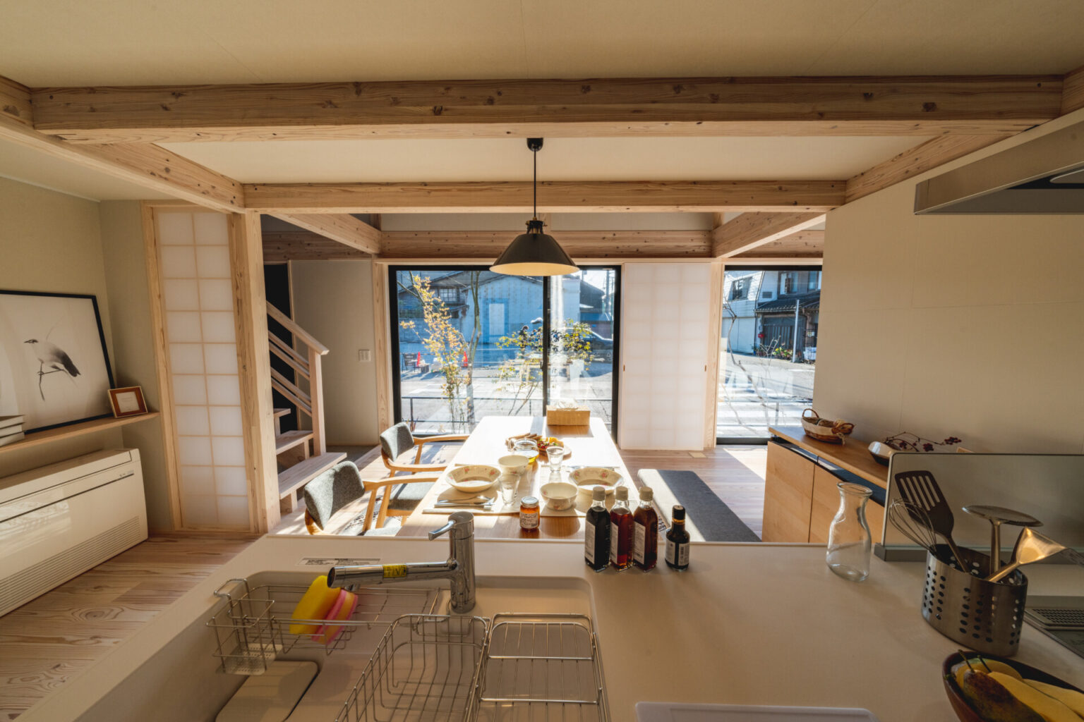 吹き抜けのあるLDKが魅力！規格住宅「casa amare（カーサ・アマーレ）」のリビング空間の特徴 - #casa